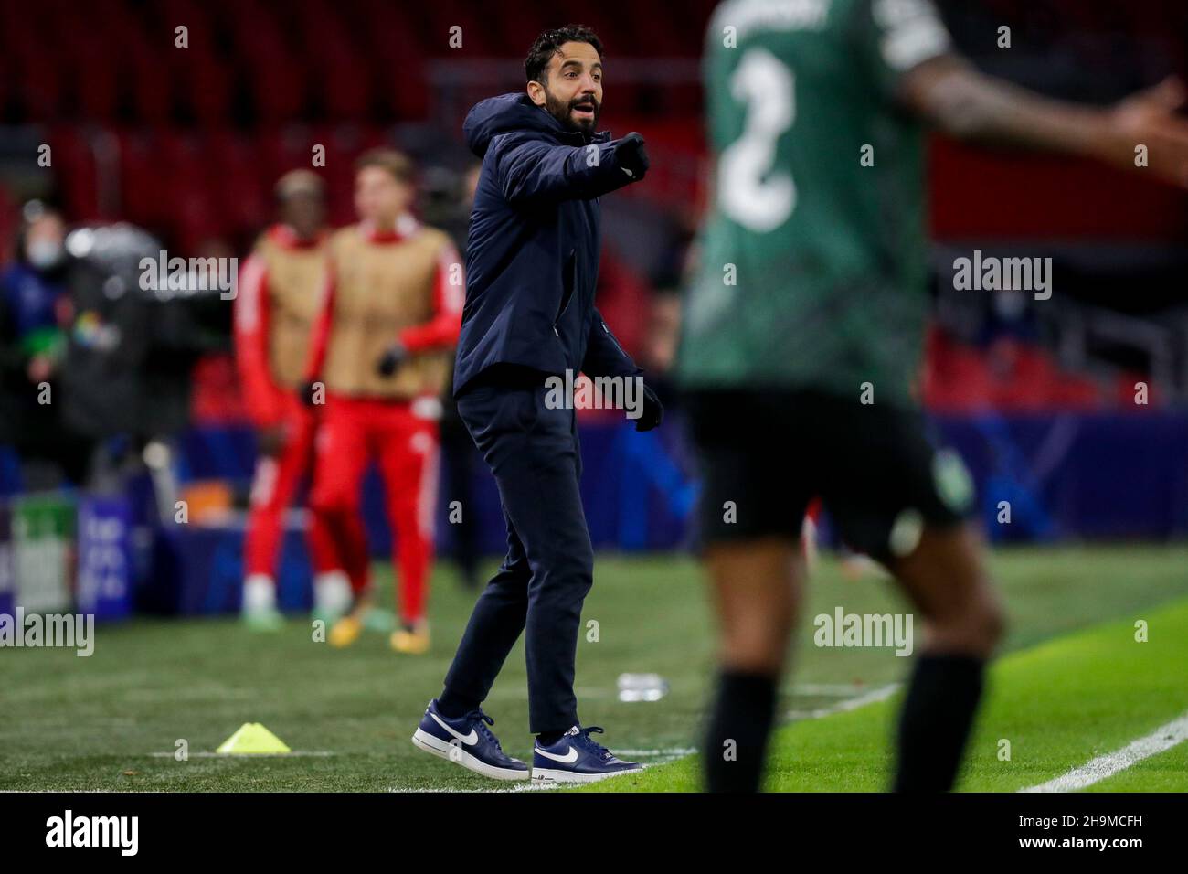 Sporting cp players hi-res stock photography and images - Alamy