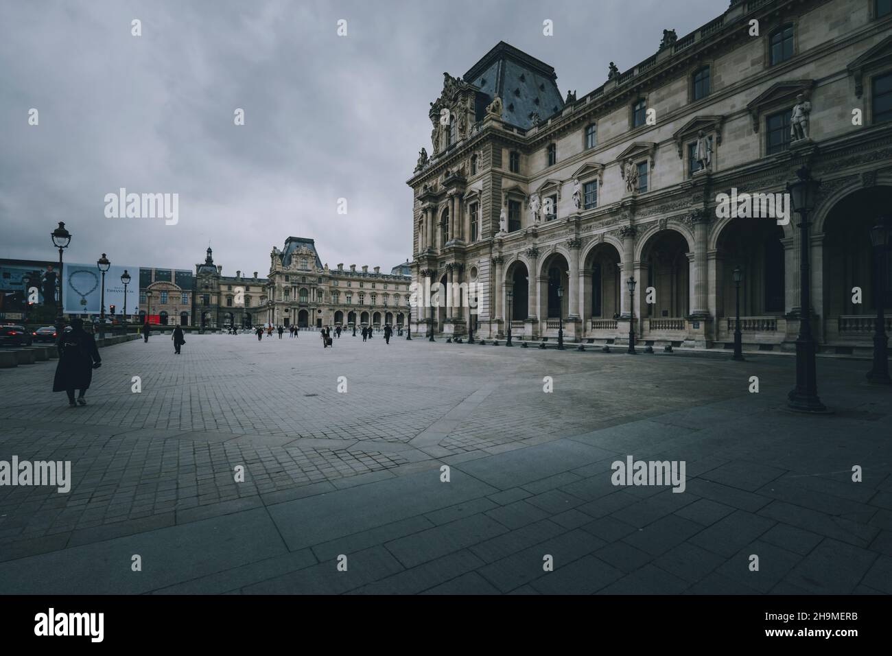 Louvre museum facade hi-res stock photography and images - Alamy