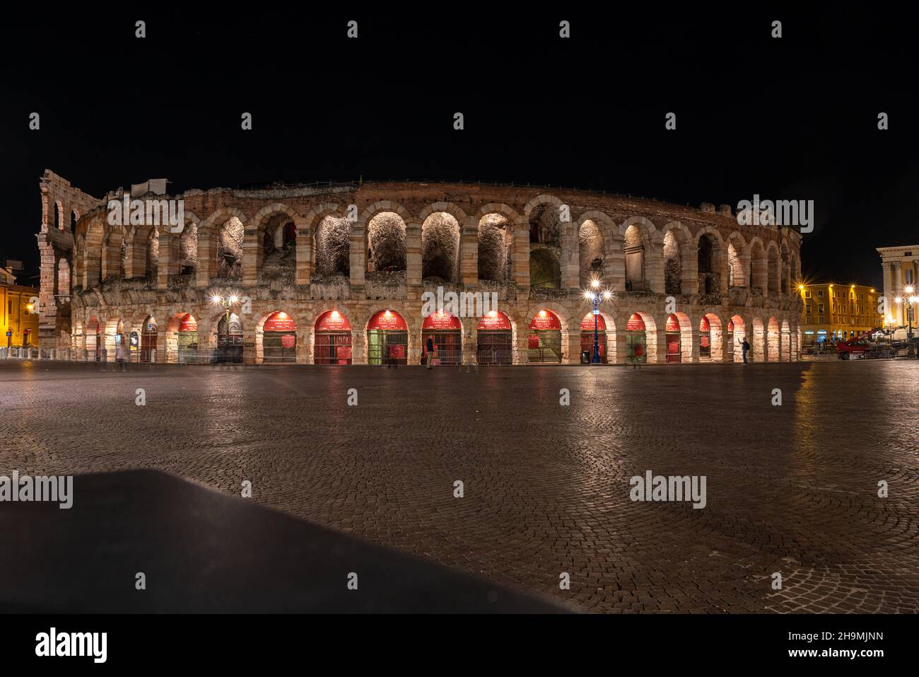 Beautifully illuminated Arena of Verona at Night, Italy Stock Photo - Alamy