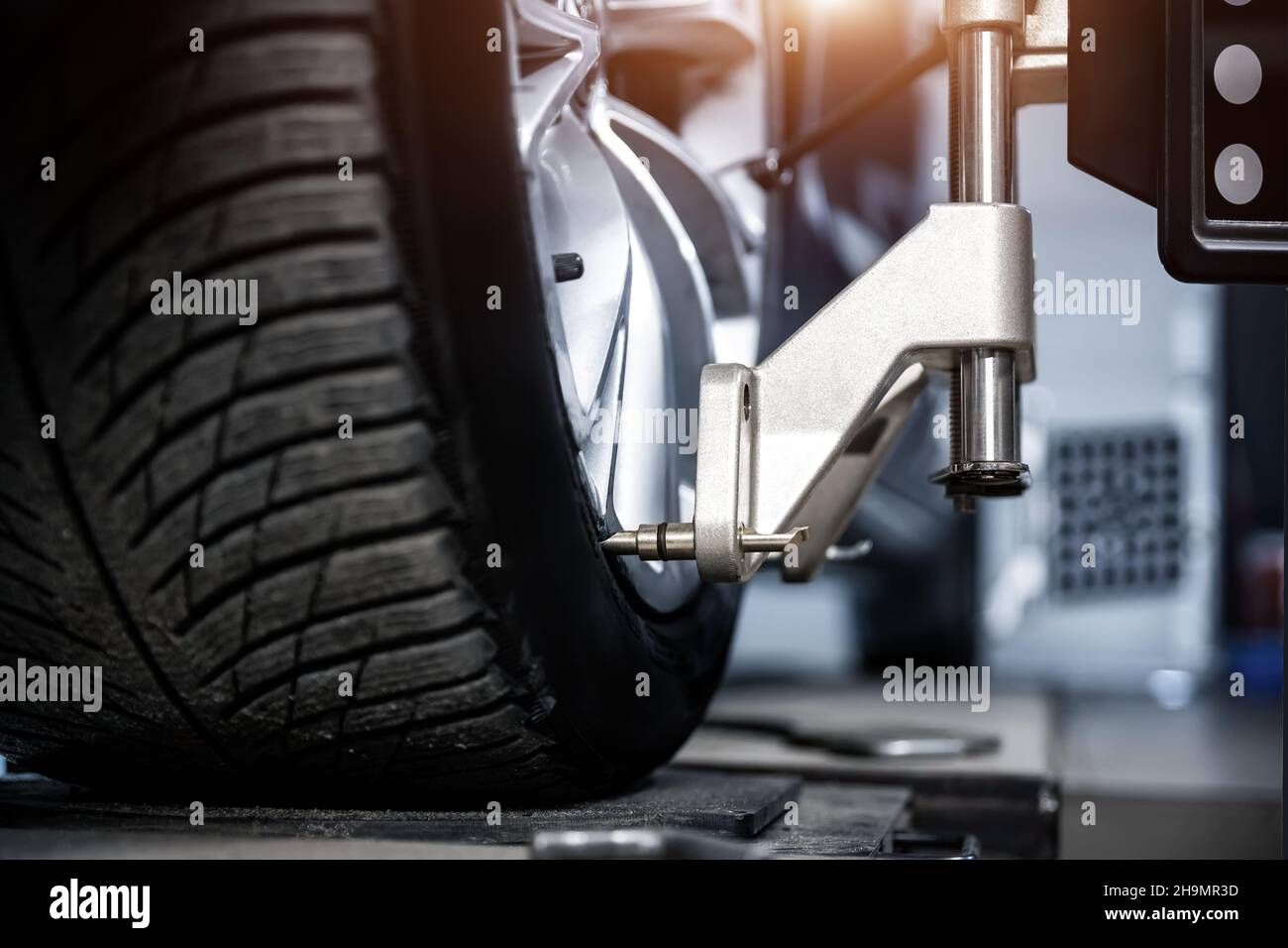 3d wheel alignment hi-res stock photography and images - Alamy