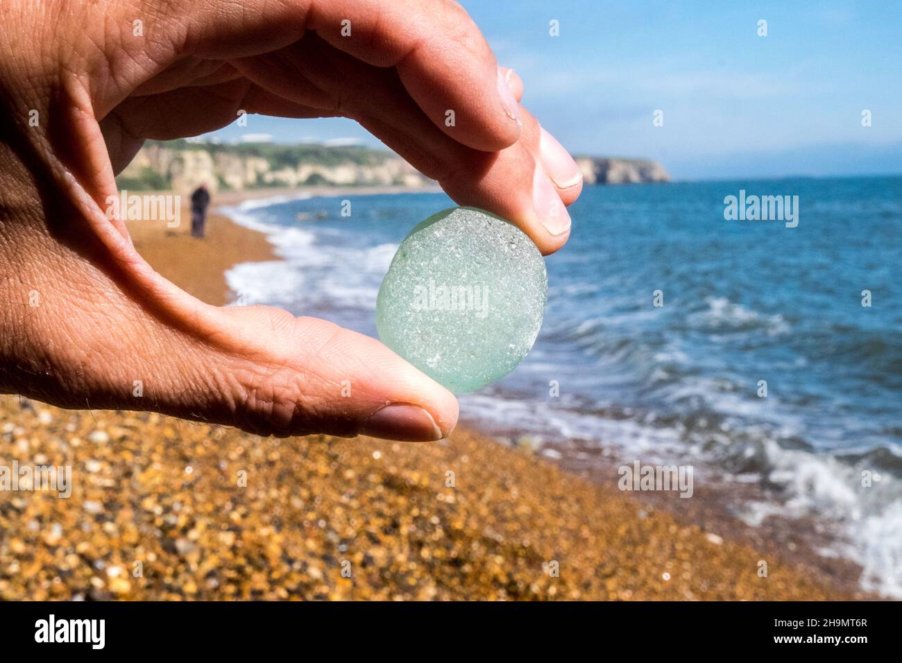 looking,searching,beach-combing,beachcombing,for,Sea glass,seaglass,on ...