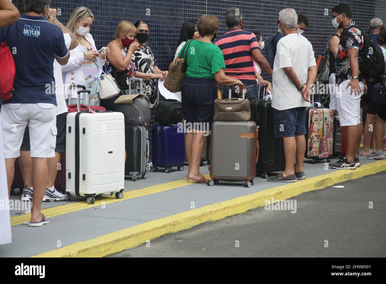 salvador, bahia, brazil - december 7, 2021: queue of passengers to ...