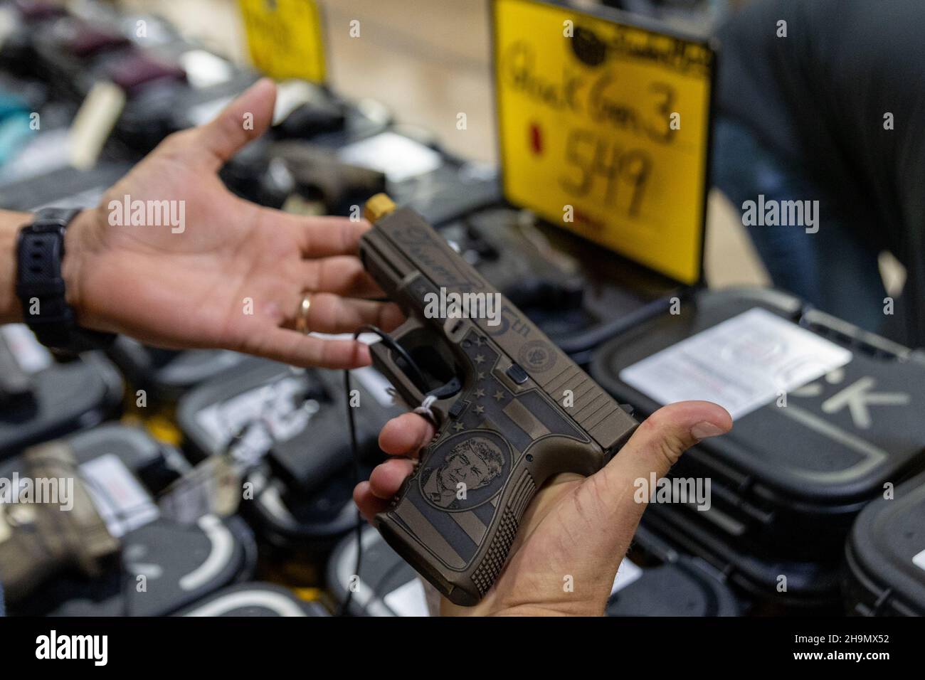 Florida Gun Shows, the largest gun show promoter in Florida. New, used ...