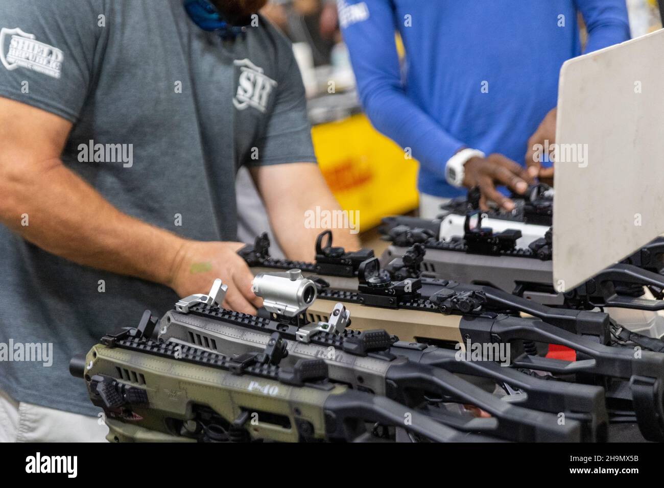 Florida Gun Shows, the largest gun show promoter in Florida. New, used ...