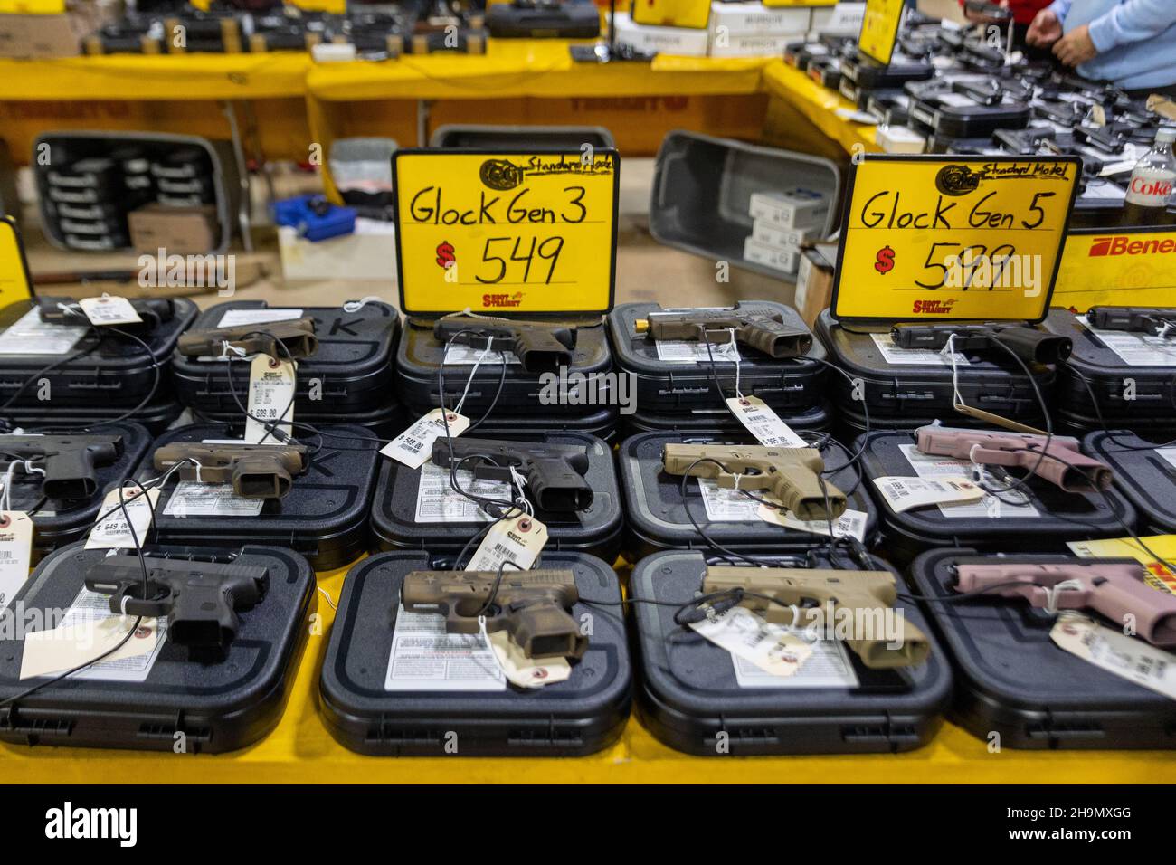 Florida Gun Shows, the largest gun show promoter in Florida. New, used ...