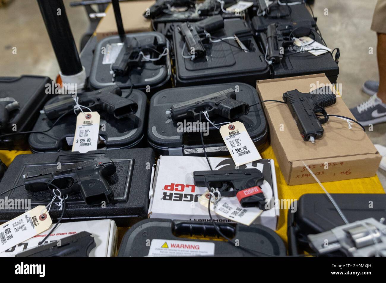 Florida Gun Shows, the largest gun show promoter in Florida. New, used ...