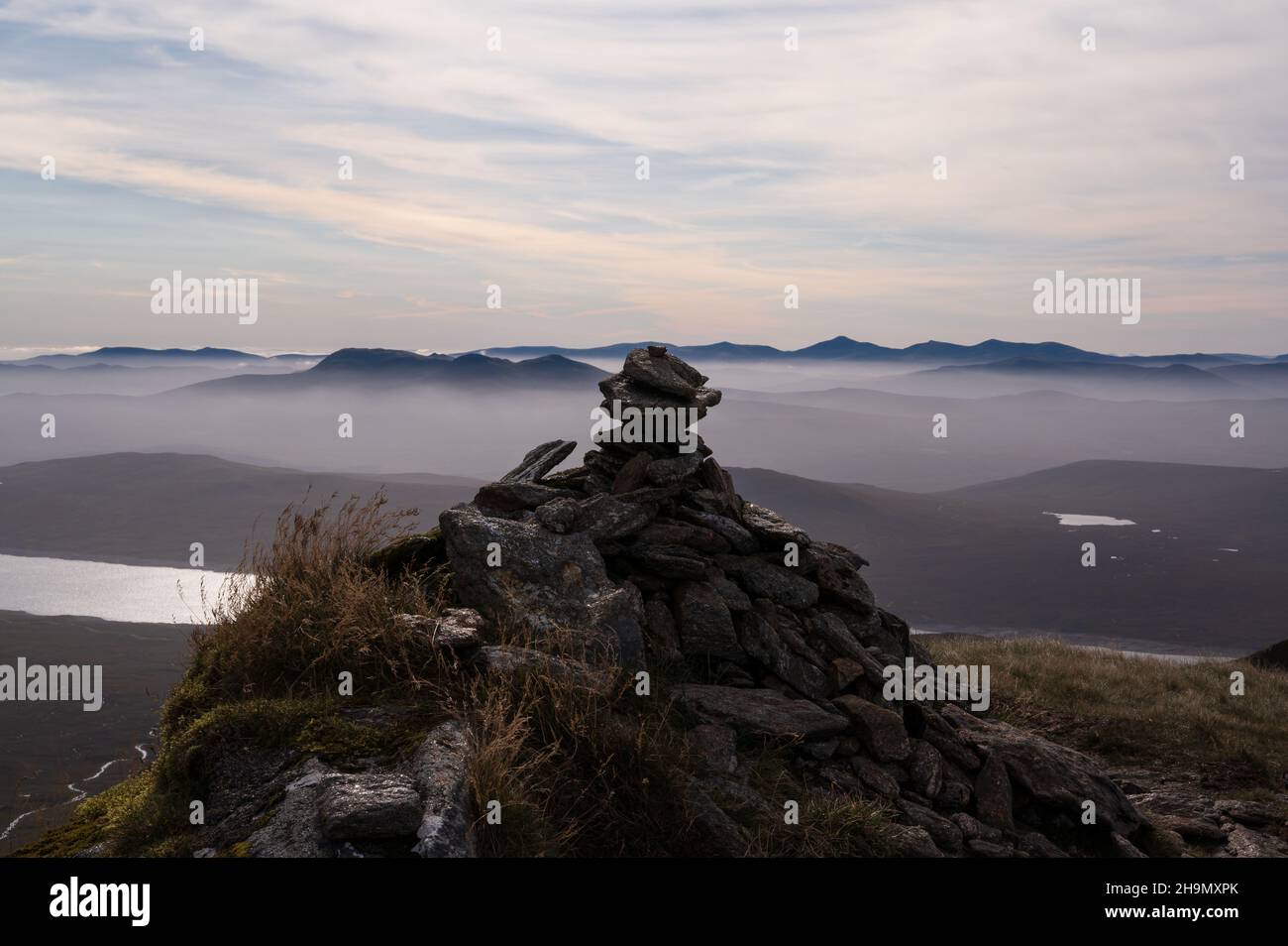 Fannich mountains hi-res stock photography and images - Alamy