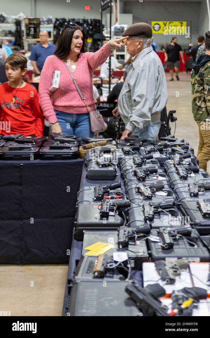 Florida Gun Shows, the largest gun show promoter in Florida. New, used ...