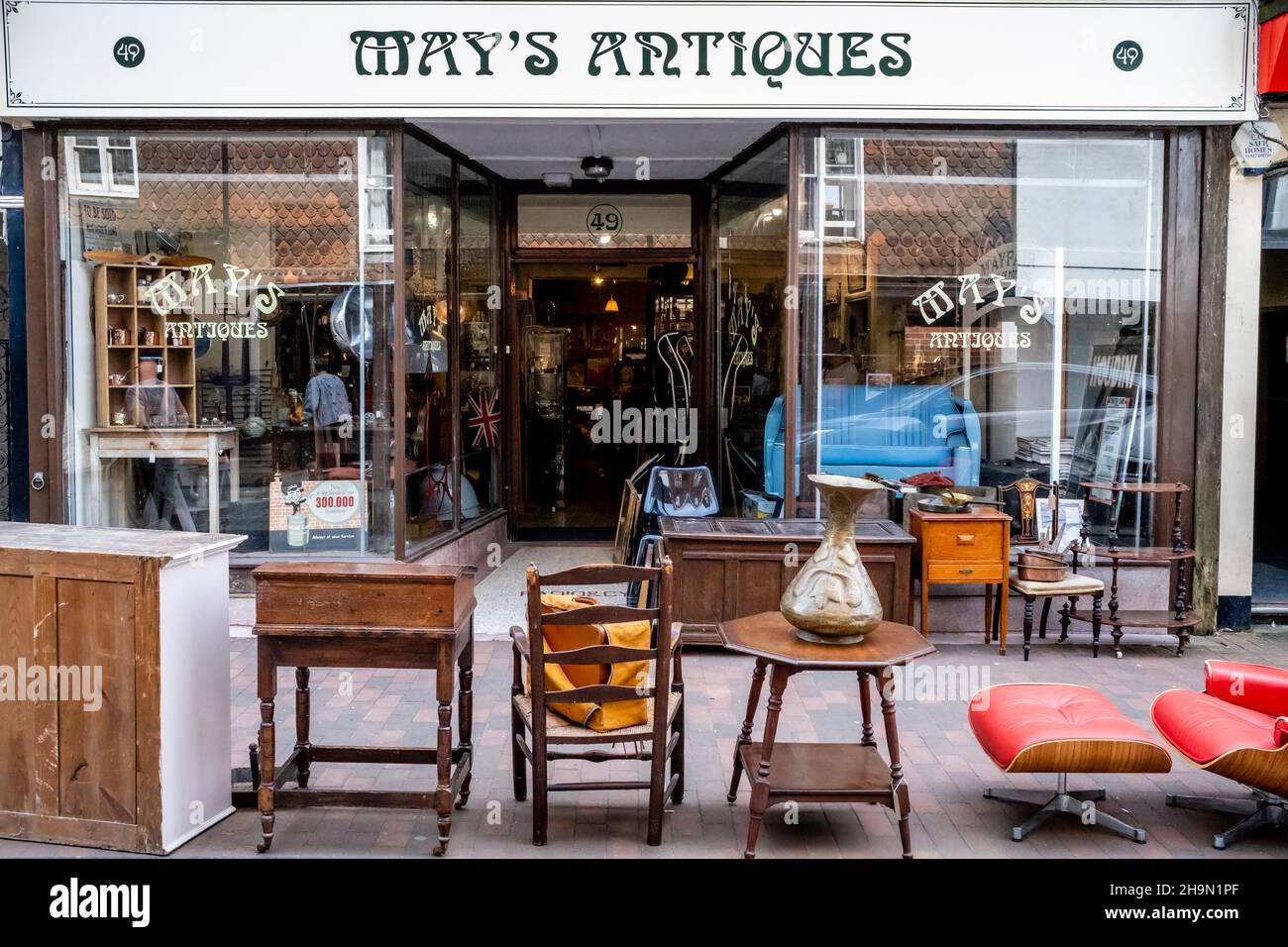 May’s Antique Shop, High Street, Lewes, Sussex, UK Stock Photo - Alamy