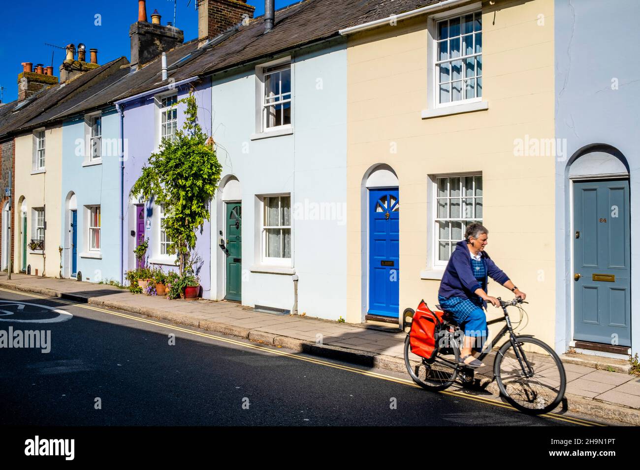 Southover high street hi-res stock photography and images - Alamy