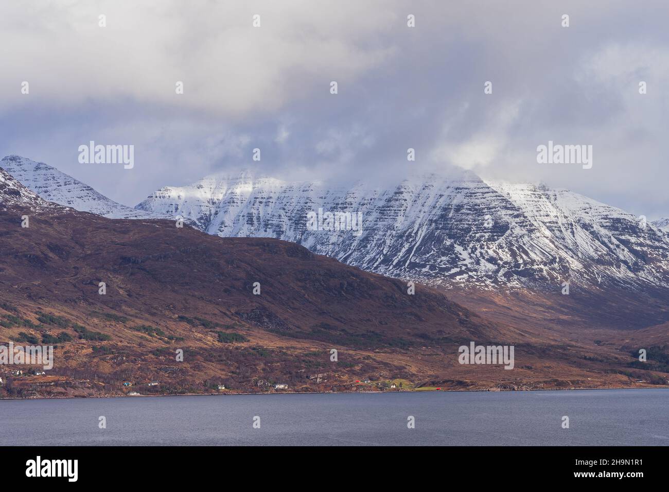 Torridon peaks hi-res stock photography and images - Alamy