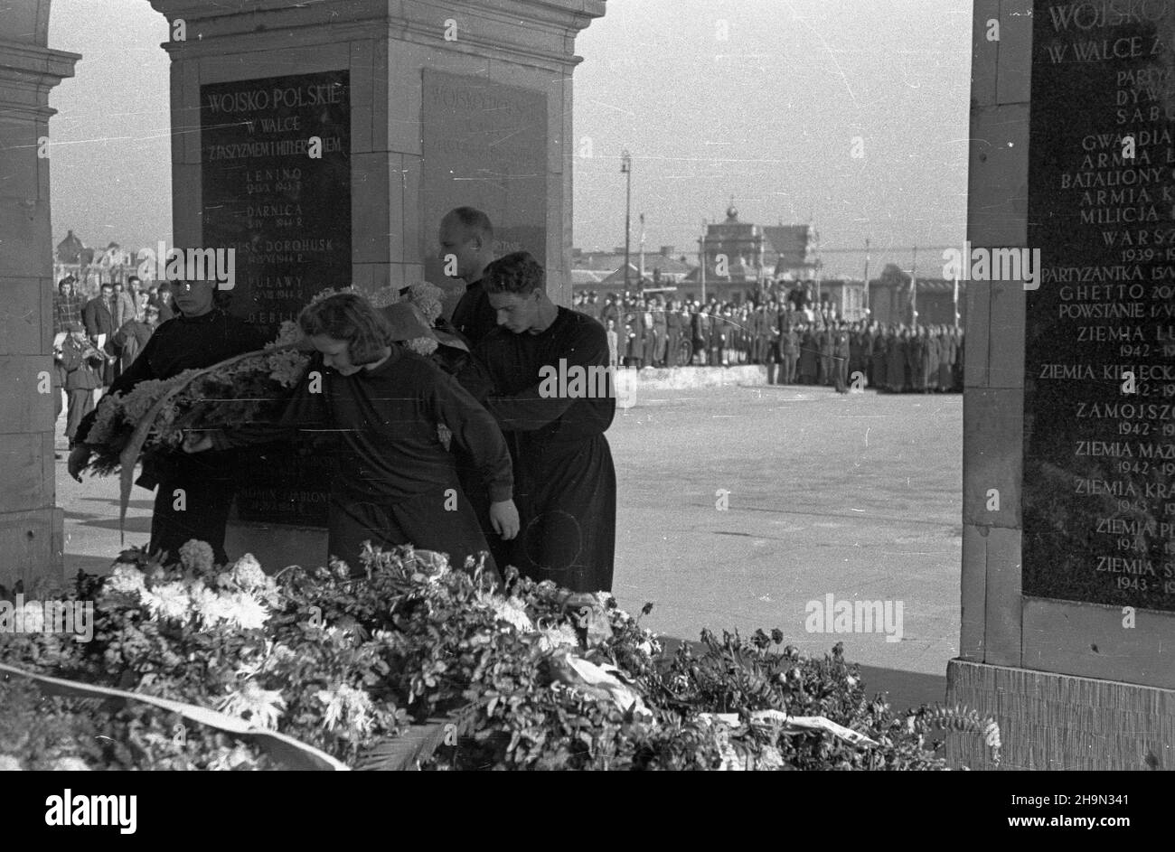 Anna andrejewa hi-res stock photography and images - Alamy