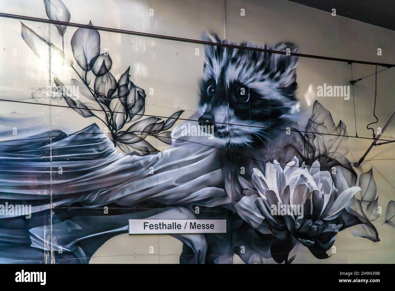 Frankfurt, GERMANY - October 09, 2021: Streetart from Artist Alexander ...