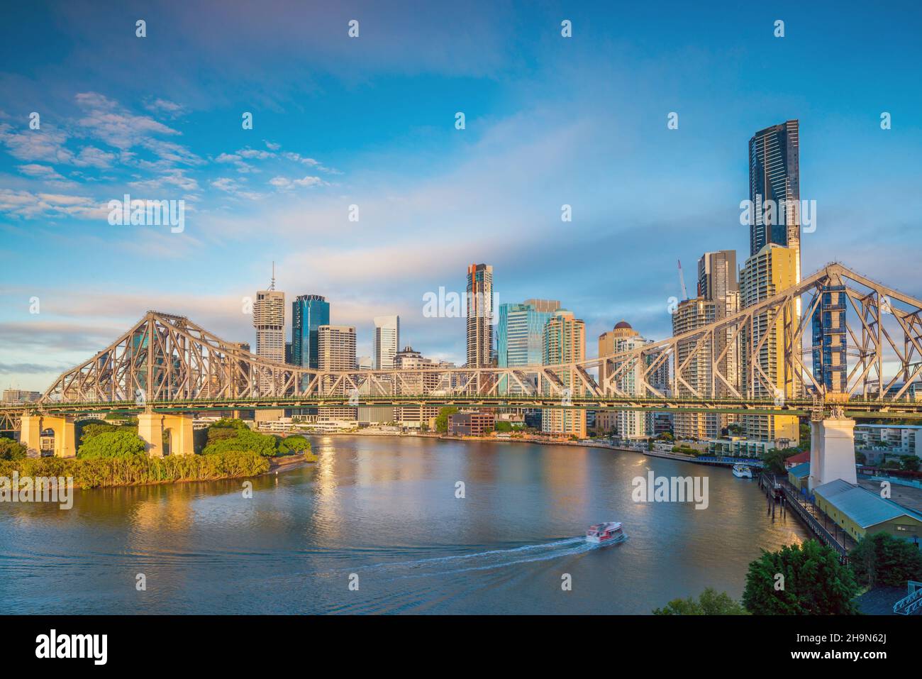 Brisbane city street scene hi-res stock photography and images - Alamy