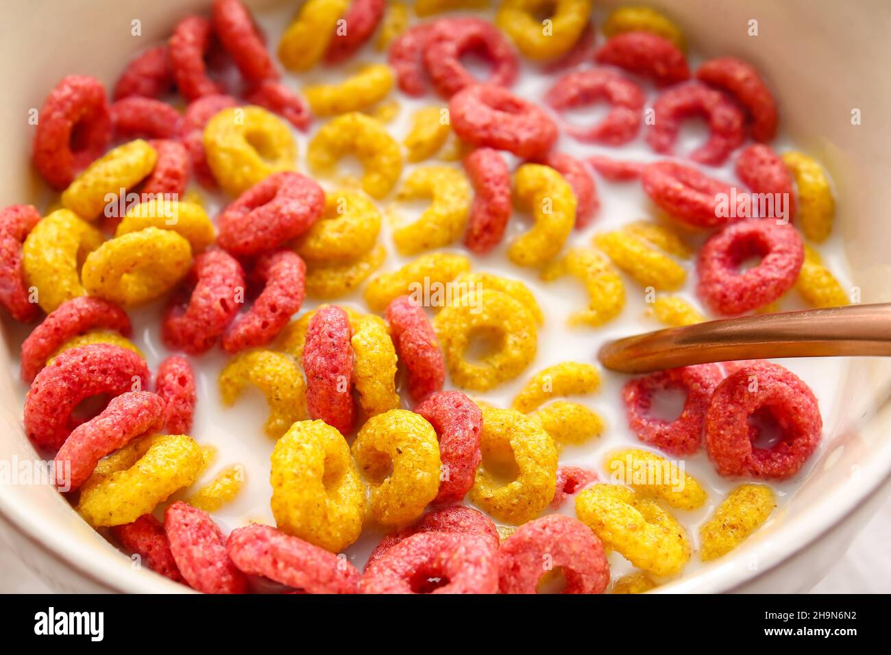 Closeup colorful cereal rings hi-res stock photography and images - Alamy