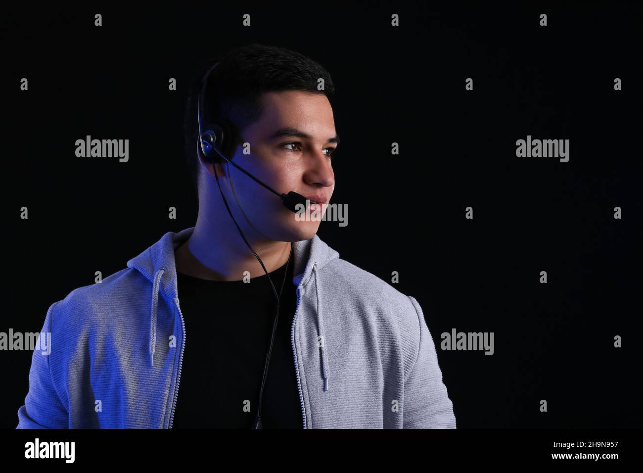 Fraudster hi-res stock photography and images - Alamy