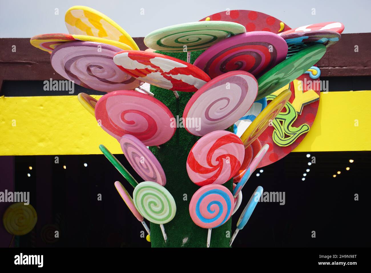 Some people vacation on Dunia Candy (candy world) in Wates, Kediri ...