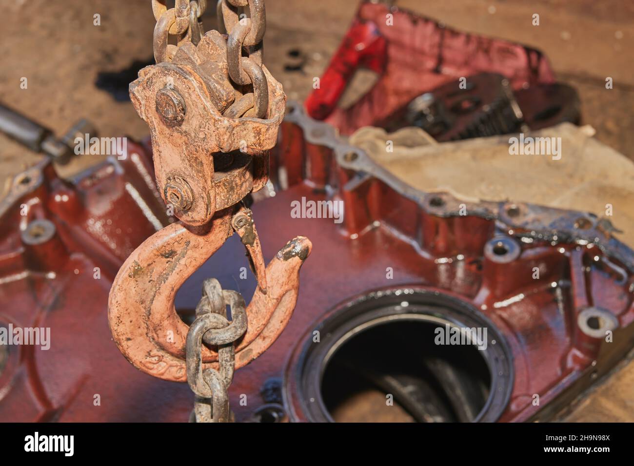 Left Frame Hook of Reel and Chain and Crankshaft Cover and Gear in Car ...