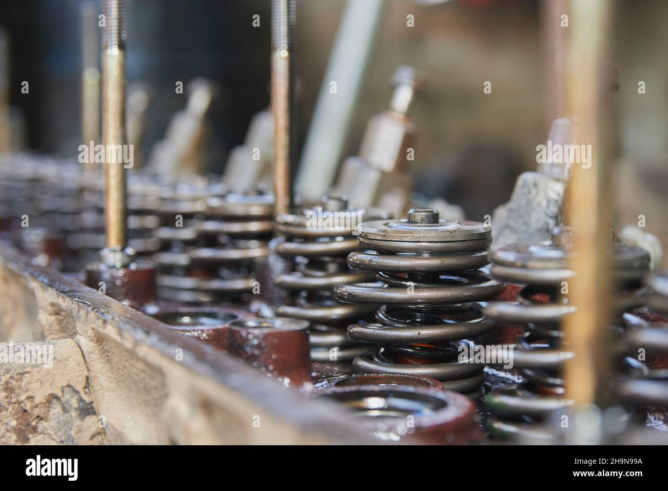 Right Frame Exhaust Valve and Intake Valve and Fuel Injector on ...