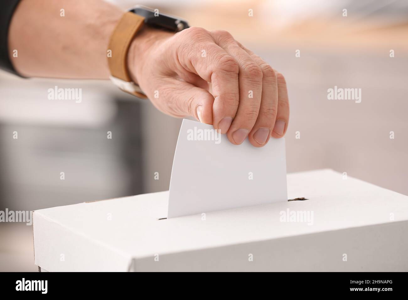 Japan ballot paper hi-res stock photography and images - Alamy