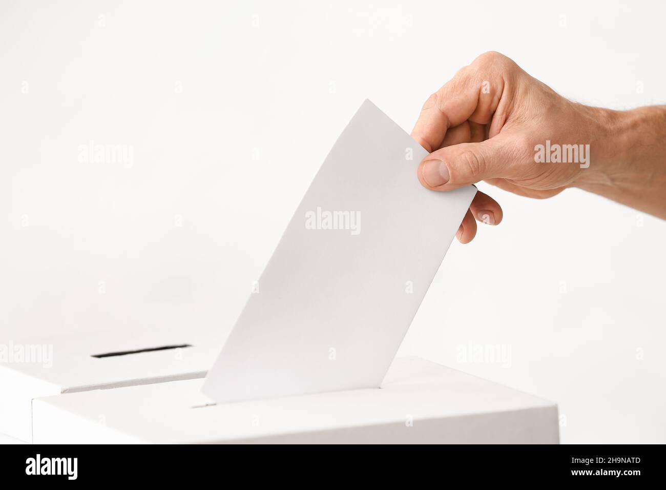 Japan ballot paper hi-res stock photography and images - Alamy