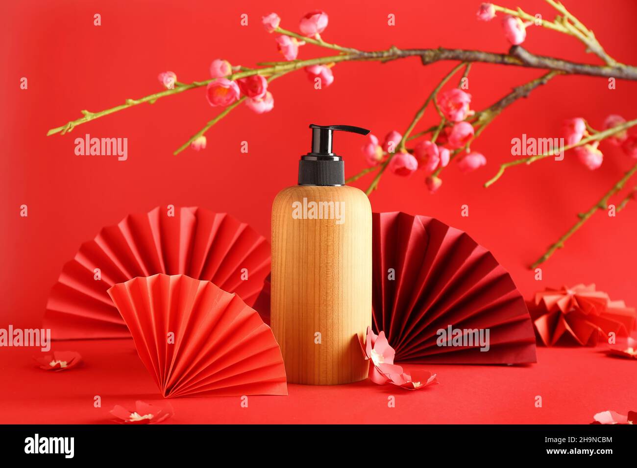 Chinese cosmetic hi-res stock photography and images - Alamy