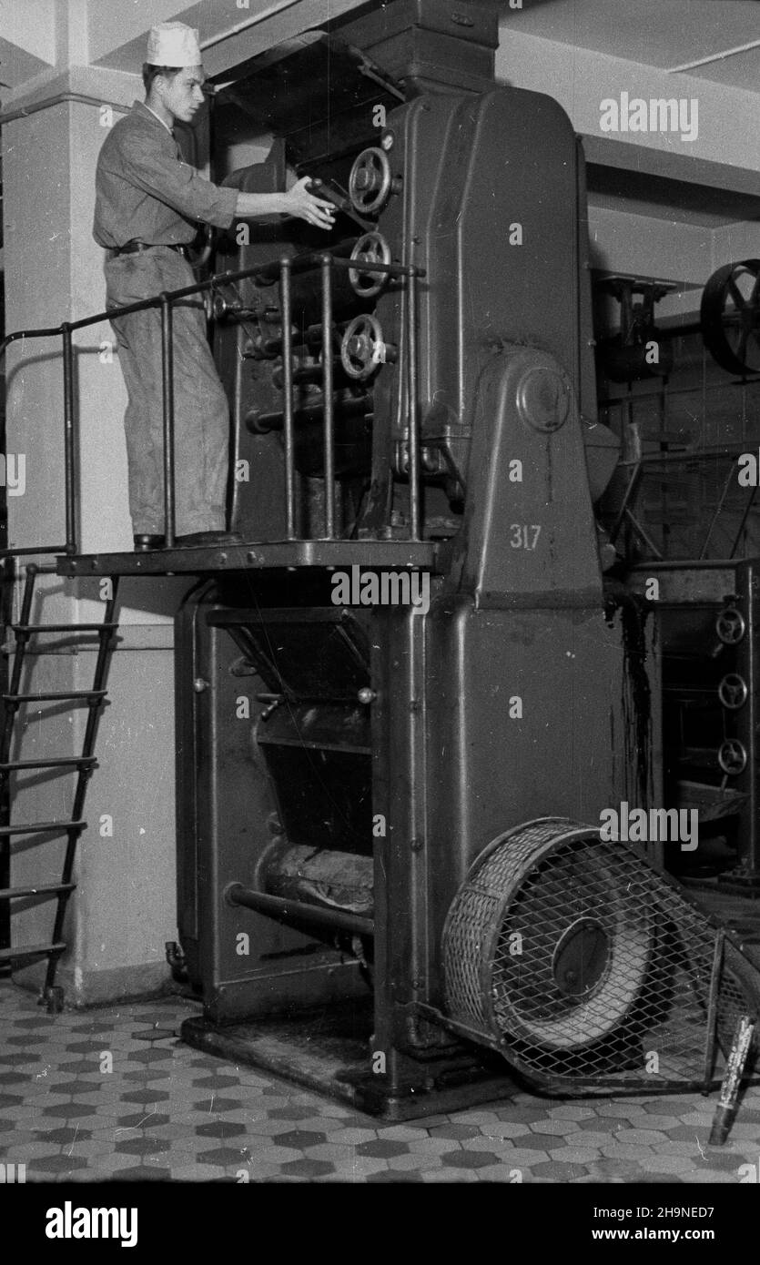 Fabryka wedla hi-res stock photography and images - Alamy