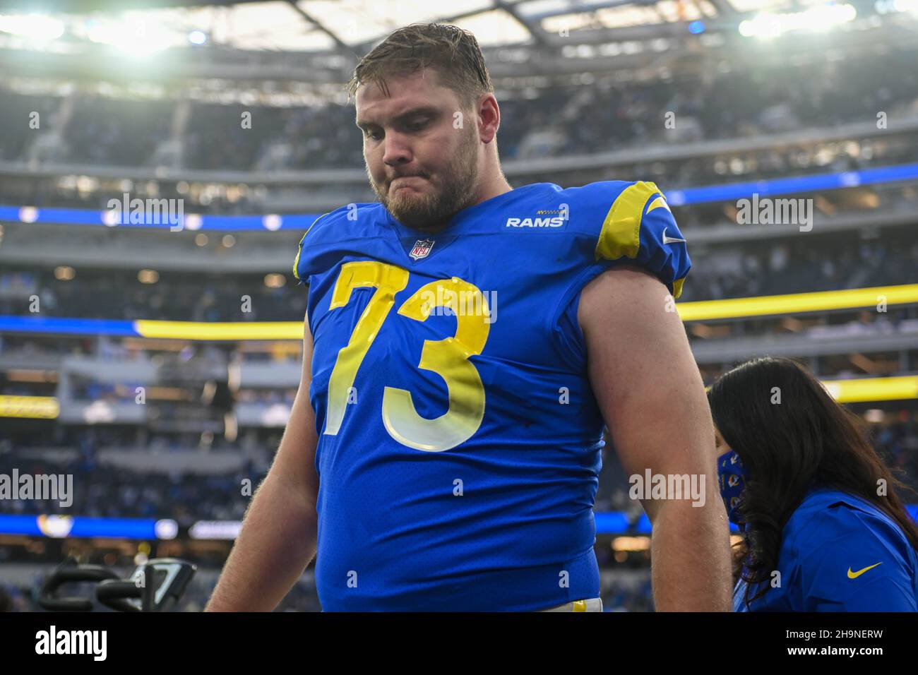 Los Angeles Rams guard David Edwards (73) exits the field after an NFL ...