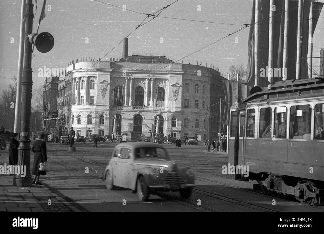 Warszawa, 1948-12. Przed kongresem zjednoczeniowym PPR (Polska Partia Robotnicza) i PPS (Polska ...