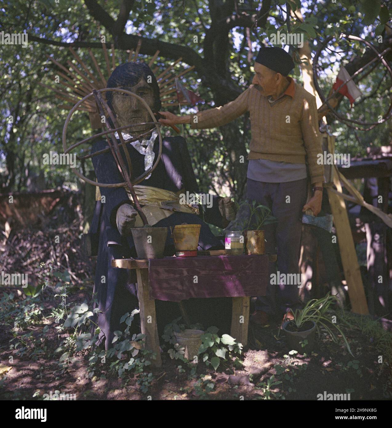 Tworczooeae ludowa hi-res stock photography and images - Alamy