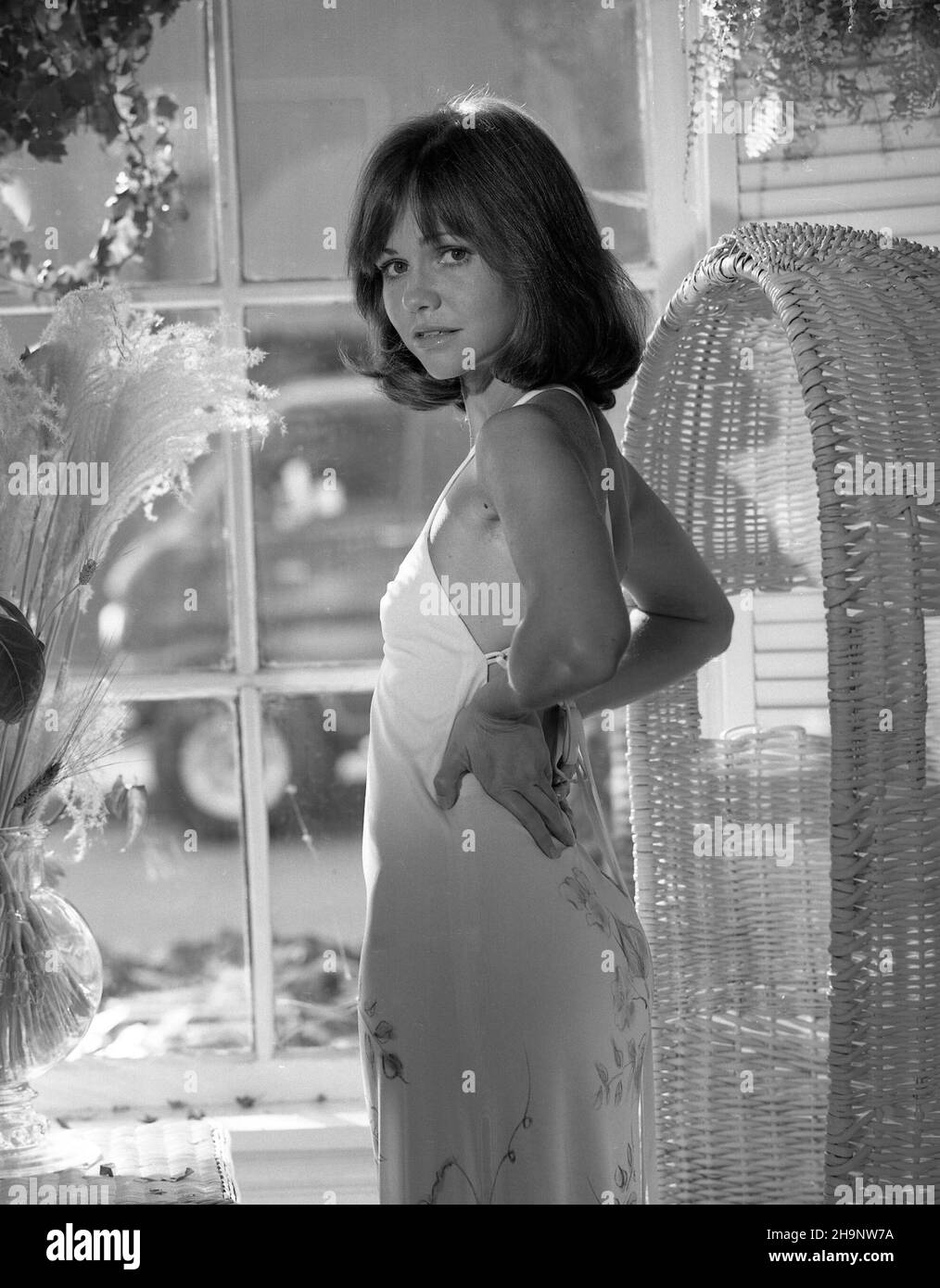 Sally Field poses for a portrait circa 1979 in Los Angeles, California ...