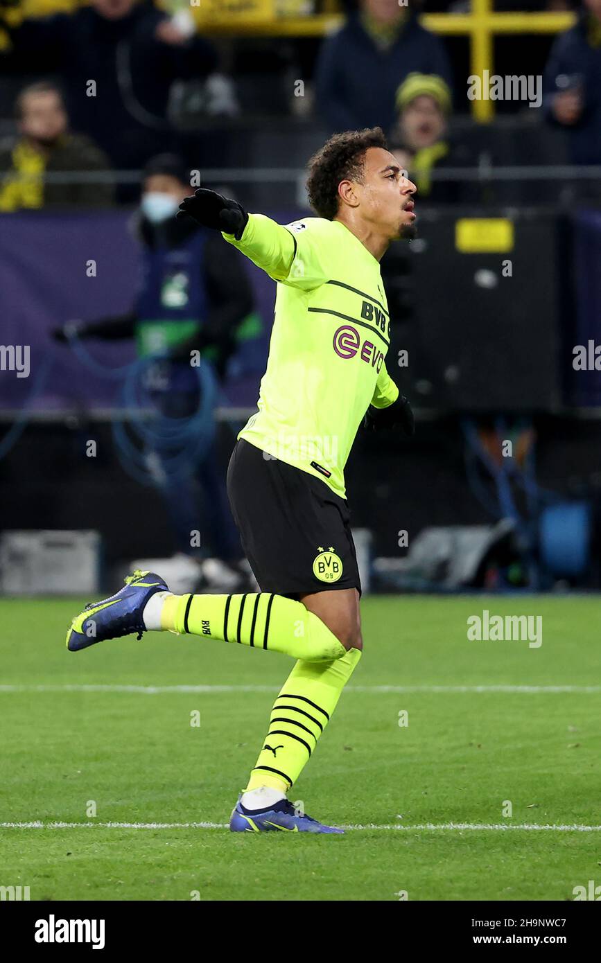 Donyell malen champions league hi-res stock photography and images - Alamy