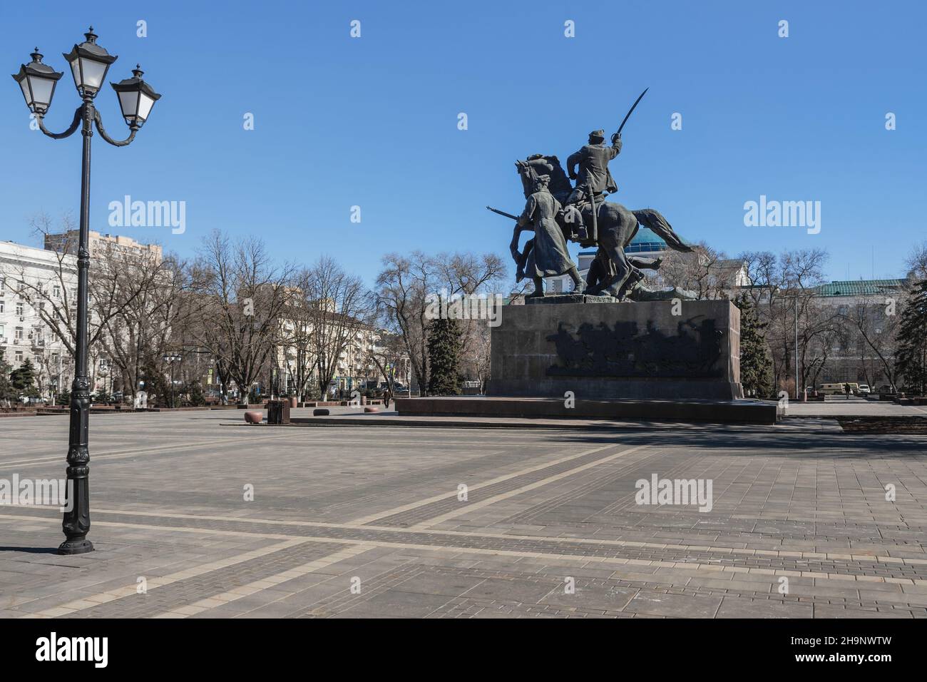 Soviet square hi-res stock photography and images - Alamy