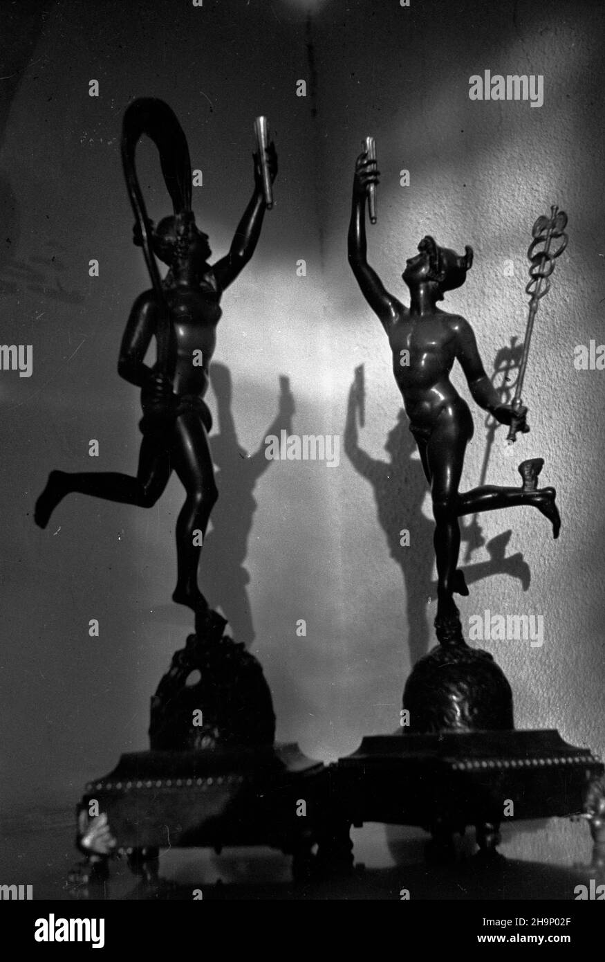 Palac krolowej elzbiety hi-res stock photography and images - Alamy