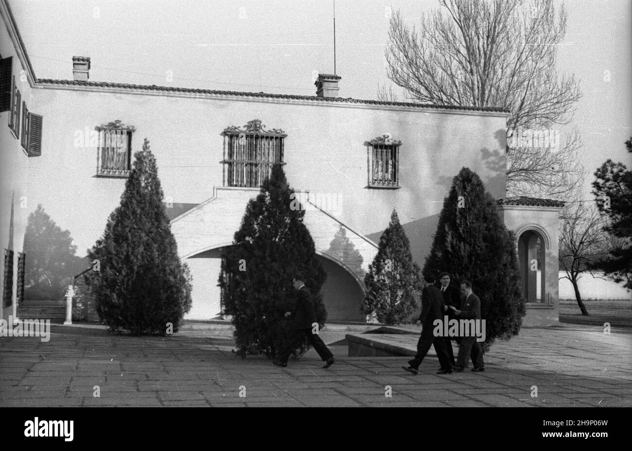 Palac krolowej elzbiety hi-res stock photography and images - Alamy