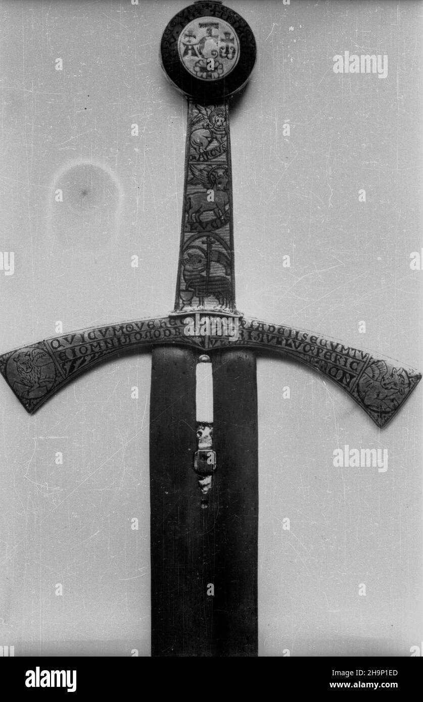 Polska, 1949. Zbiory wawelskie. Najcenniejsze zabytki w 1939 roku ...