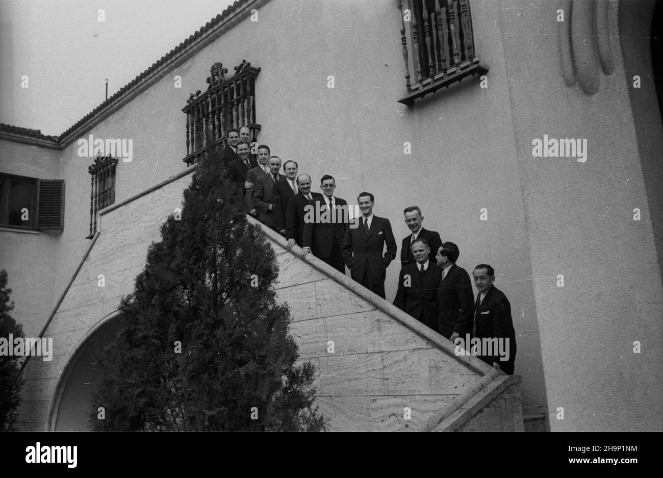 Palac krolowej elzbiety hi-res stock photography and images - Alamy