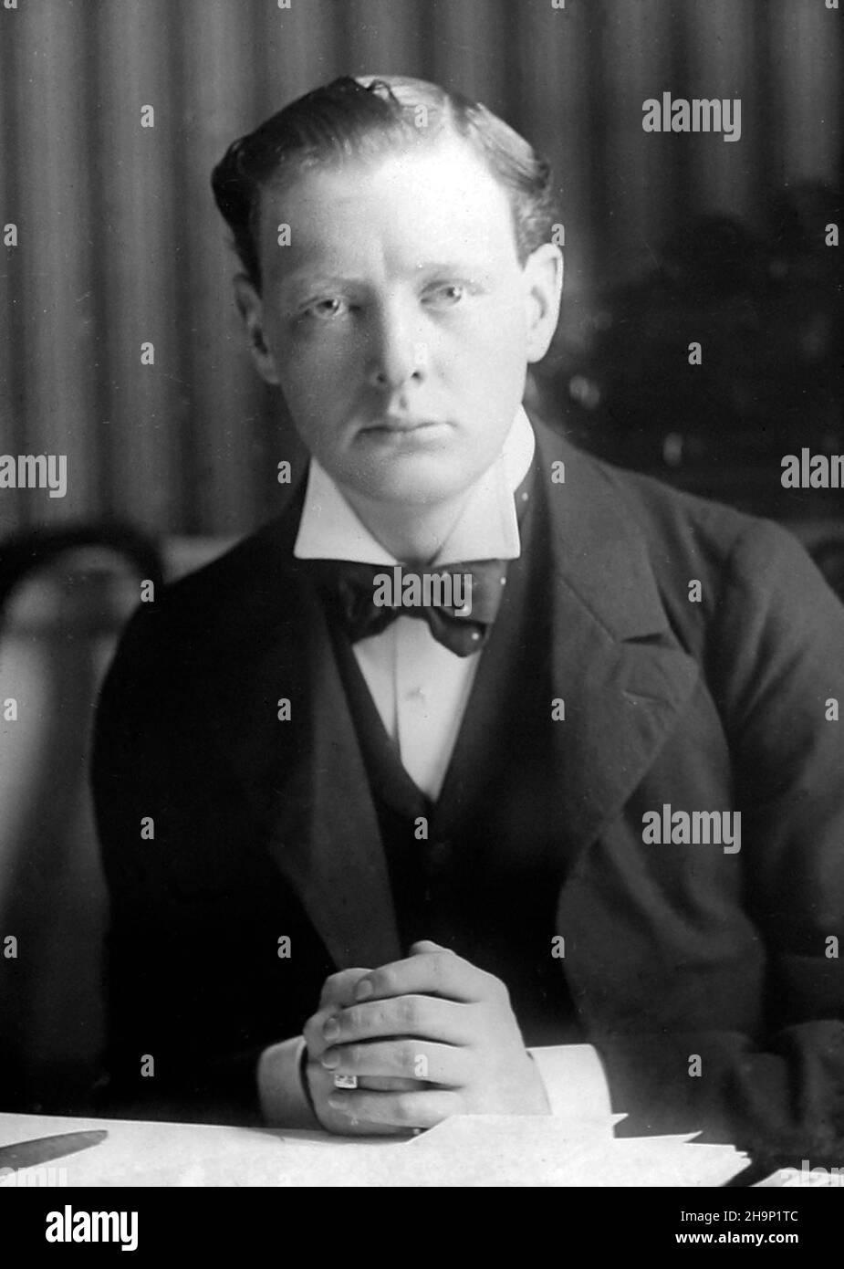 Prime minister winston churchill hi-res stock photography and images ...