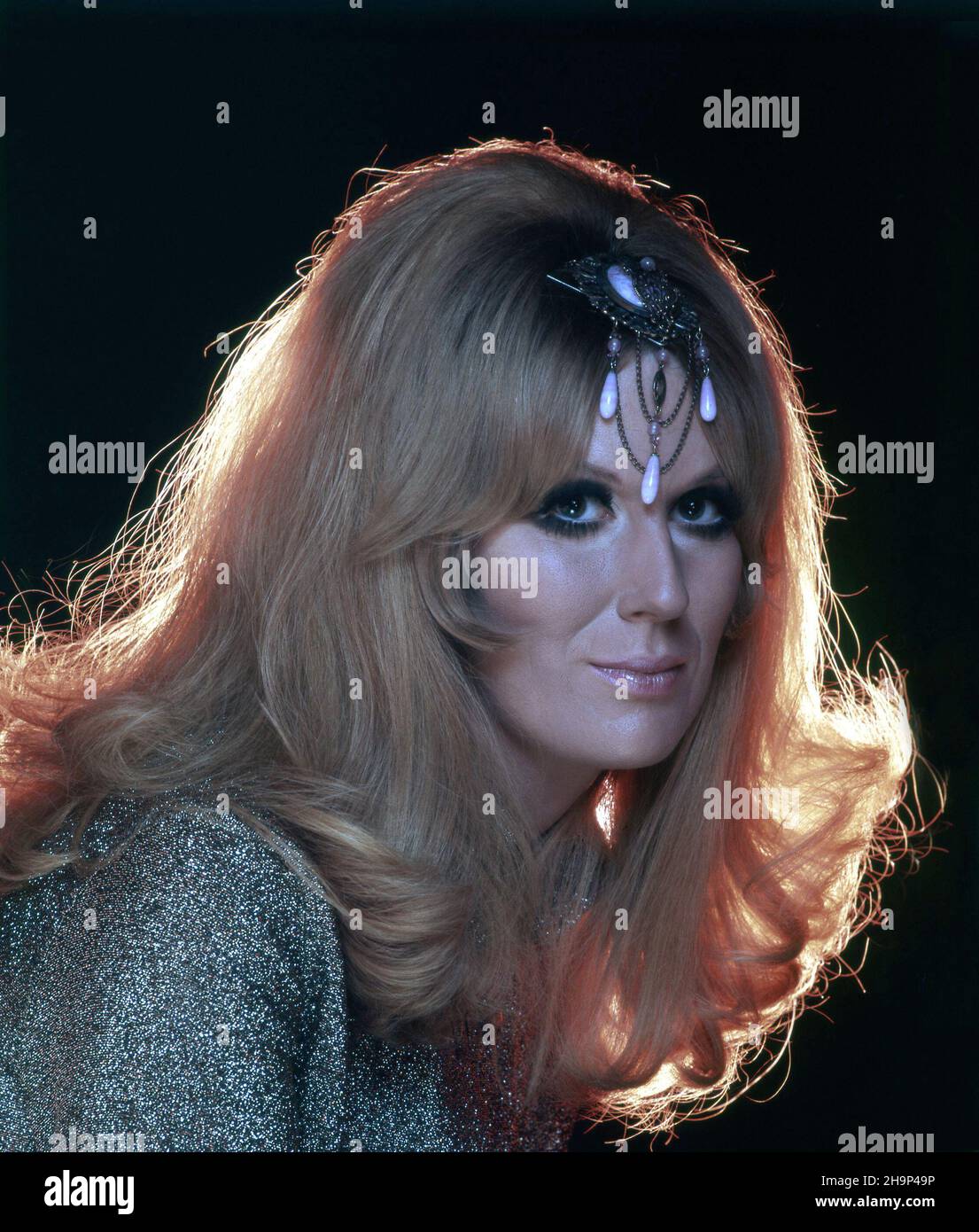 Dusty Springfield poses for a portrait circa 1970 in Los Angeles ...