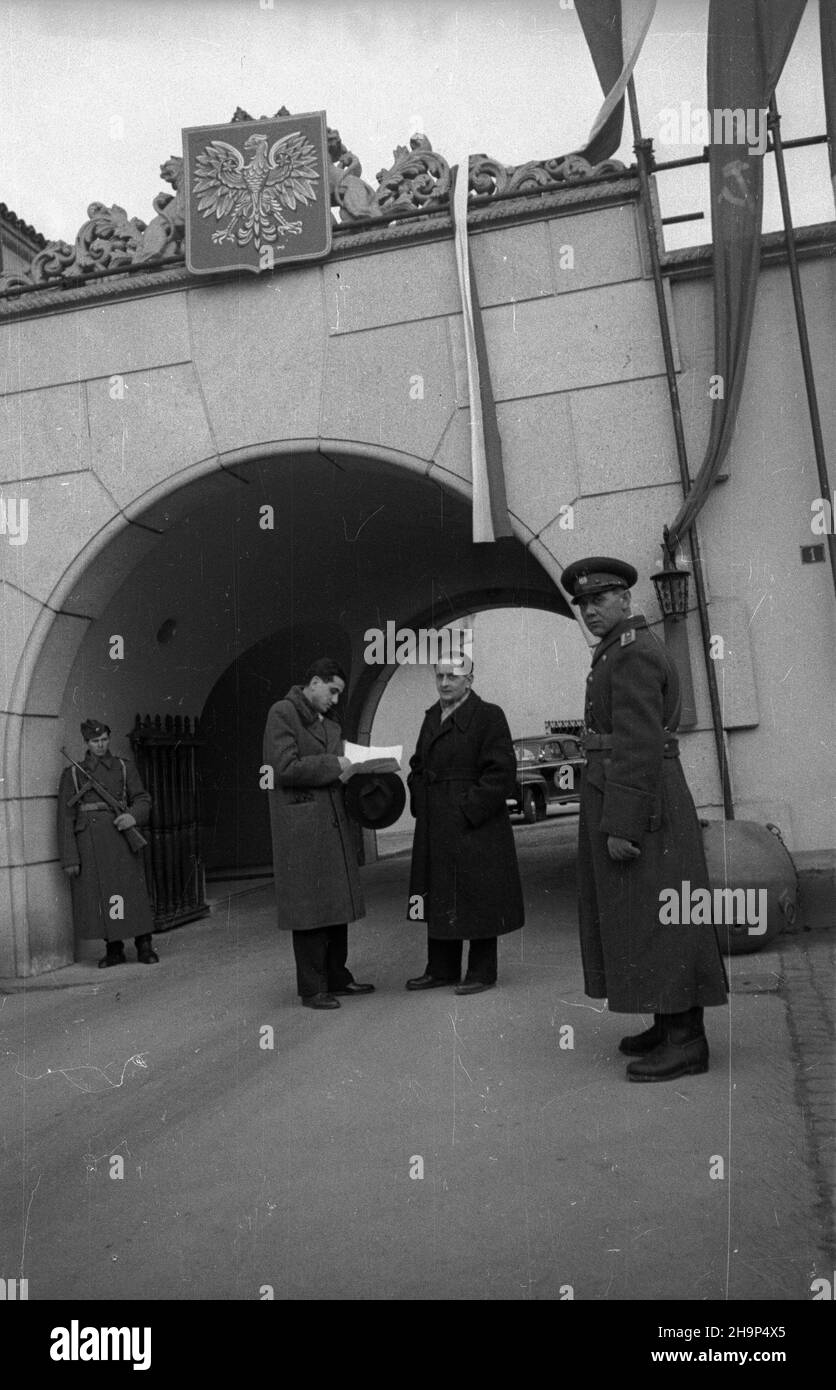 Palac krolowej elzbiety hi-res stock photography and images - Alamy