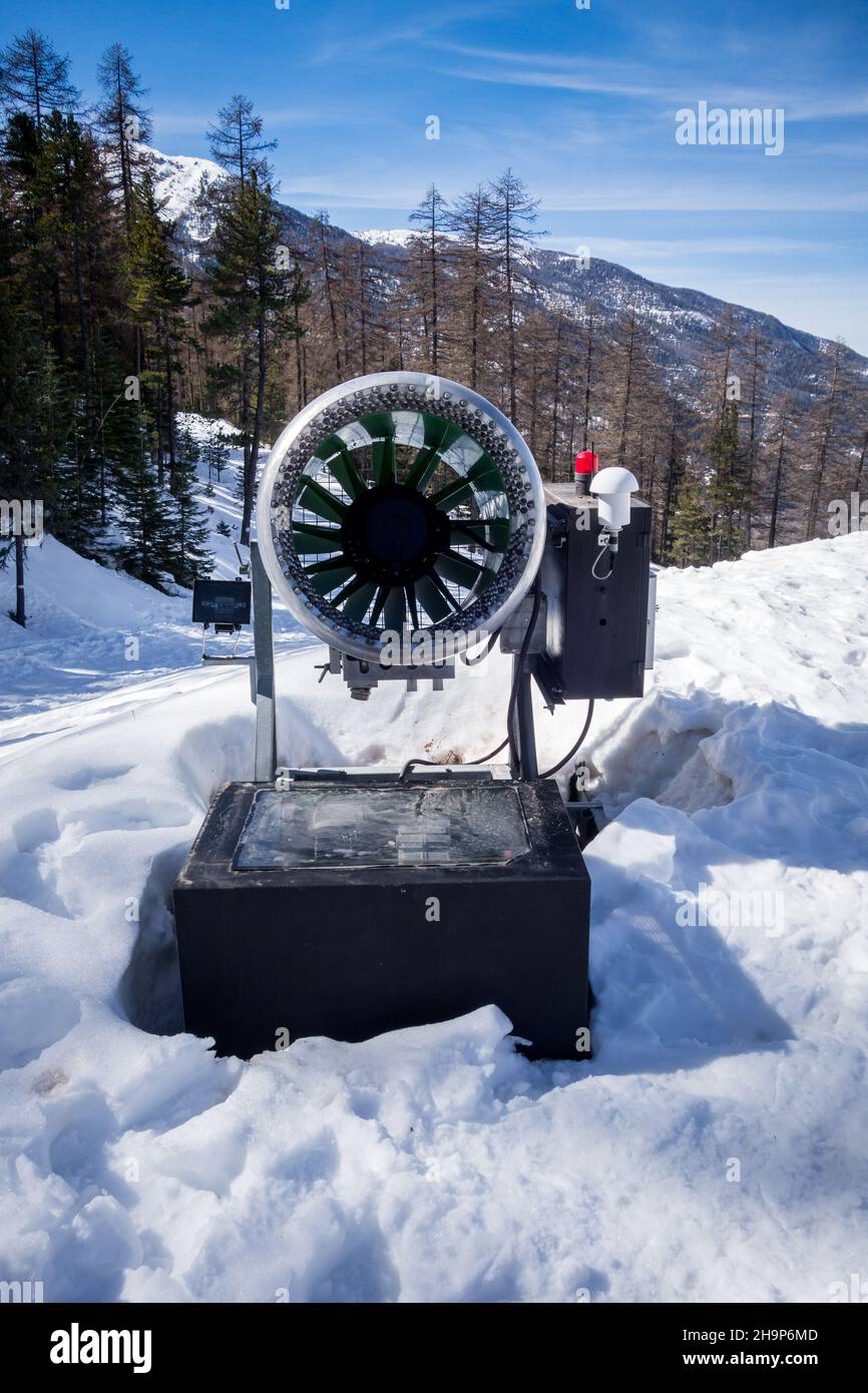 Snow gun in a winter ski resort Stock Photo - Alamy