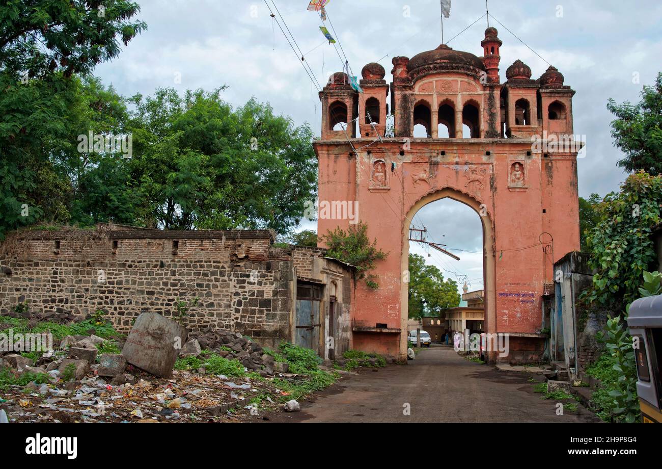Decorative gate of Shri Krushna Temple of Mahanubhav Panth Stock Photo ...