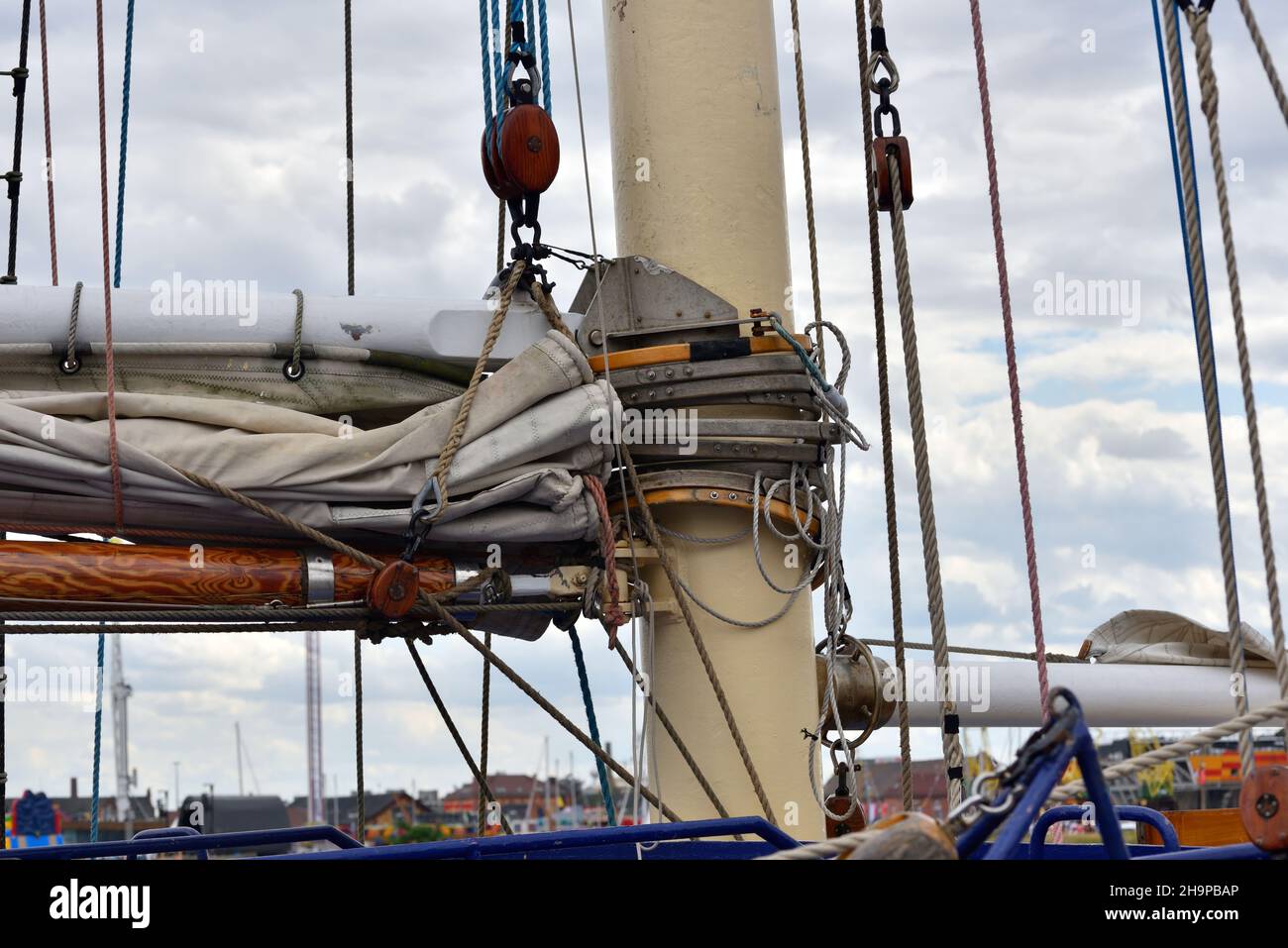 gaff rigging ready to put up Stock Photo - Alamy