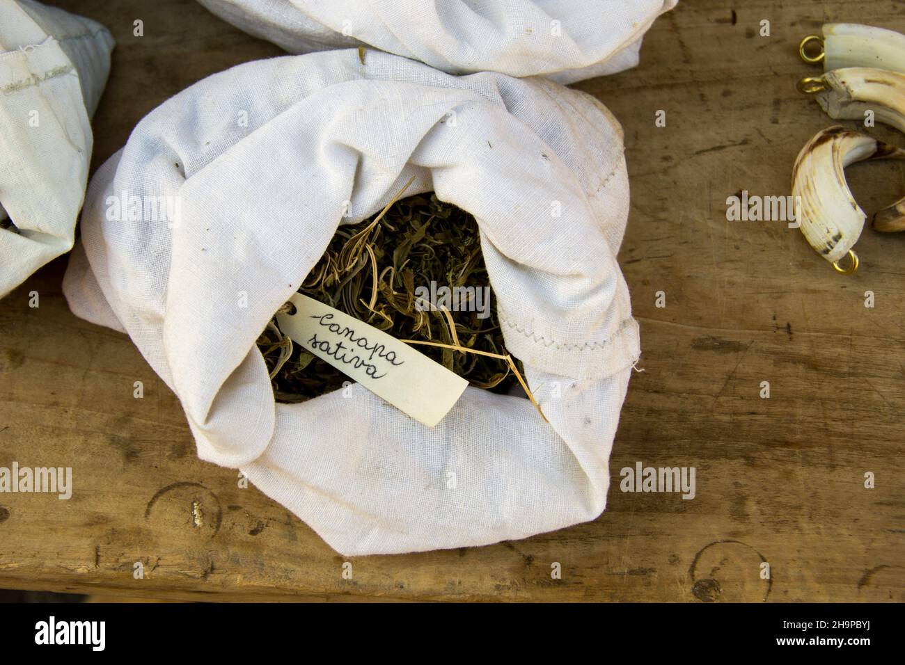 Aroma and flavors in Medieval market Stock Photo - Alamy