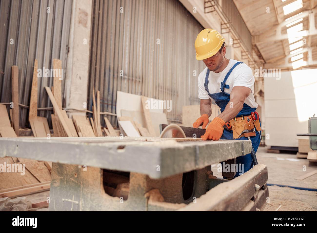 Equipment builder hi-res stock photography and images - Alamy
