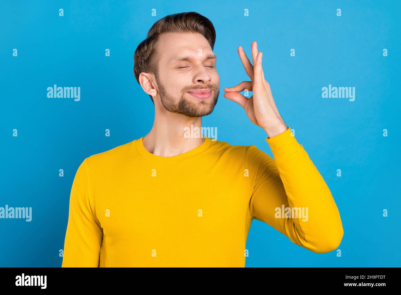Photo of young handsome man happy positive smile show delicious perfect ...