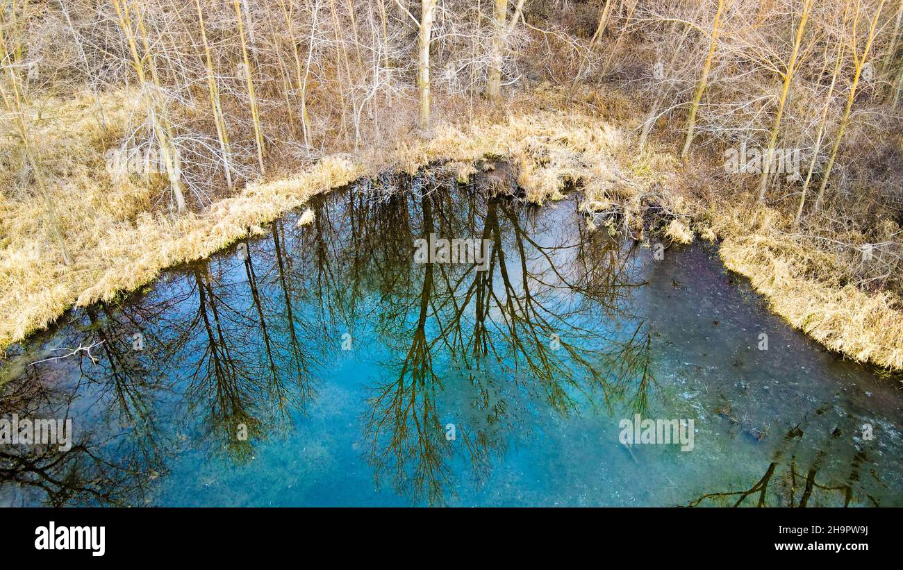 Reflective ponds hi-res stock photography and images - Alamy