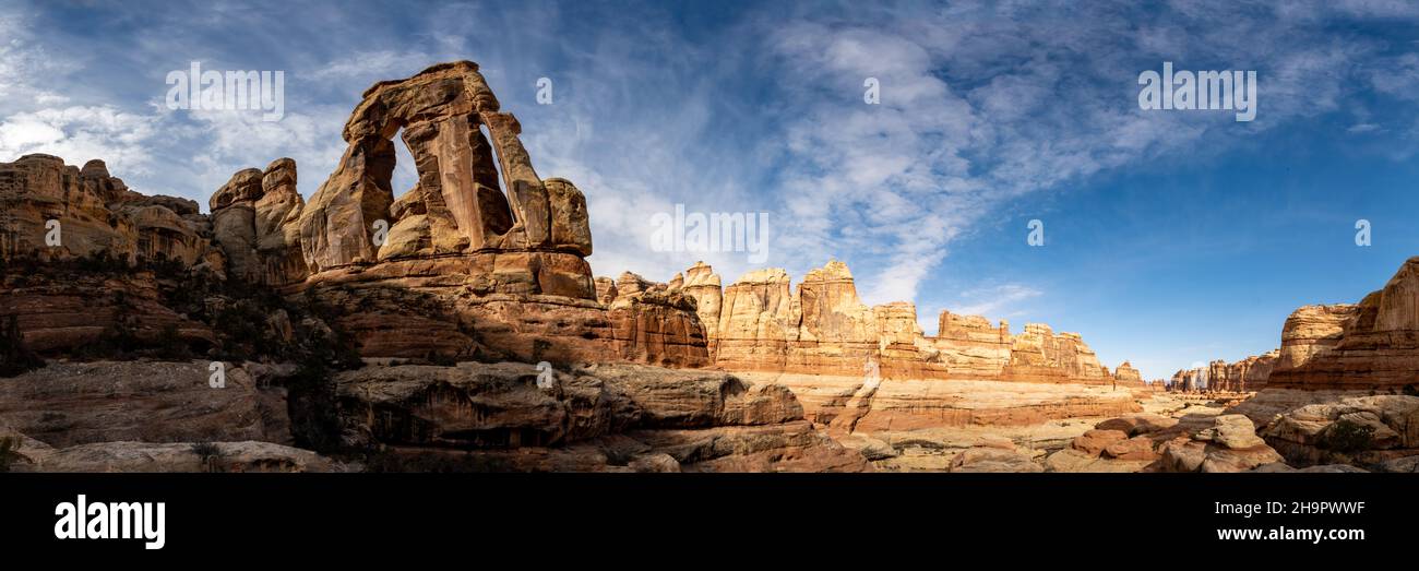 Canyonlands druid arch trail hi-res stock photography and images - Alamy