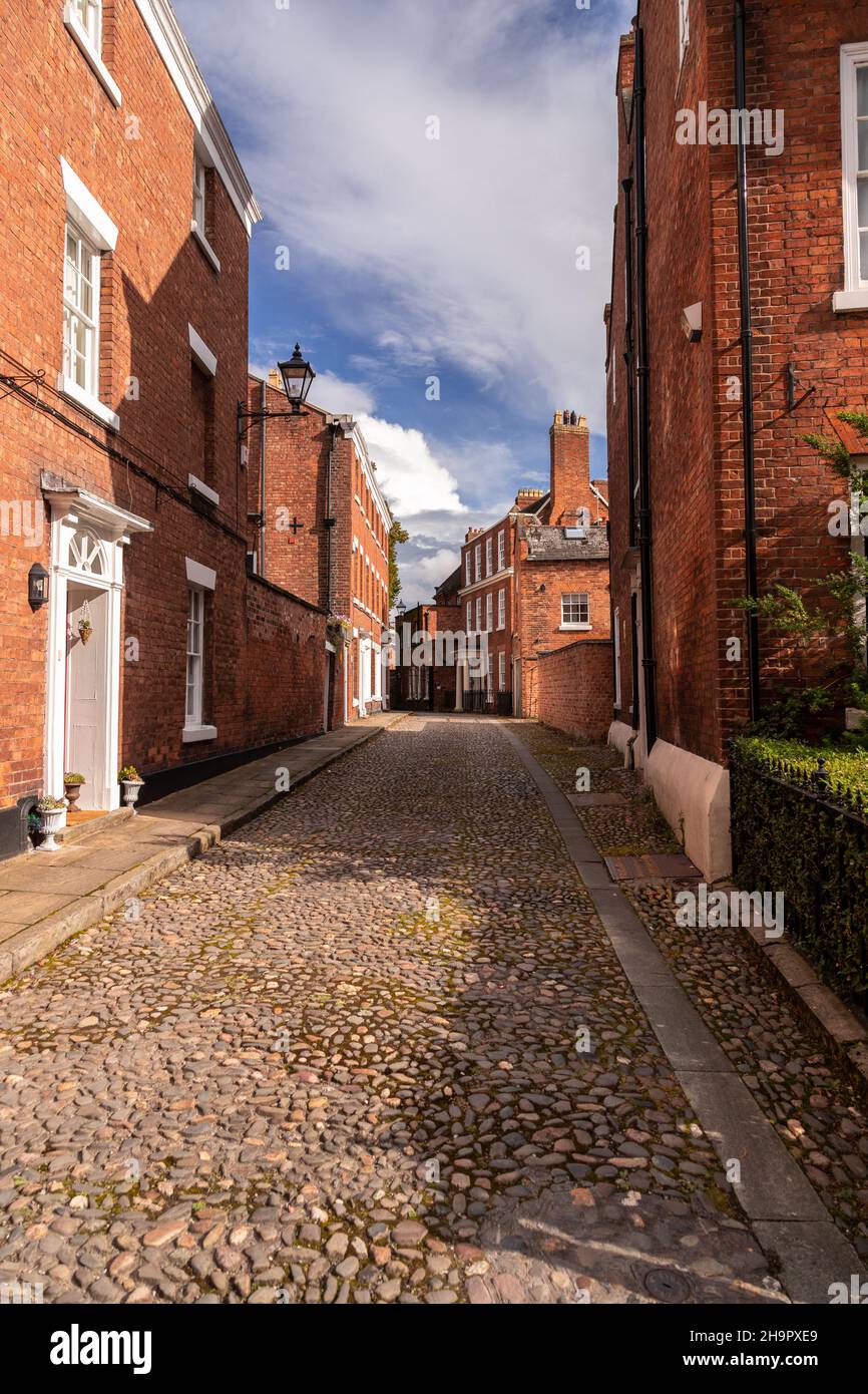 Cobbles cobbled street hi-res stock photography and images - Alamy