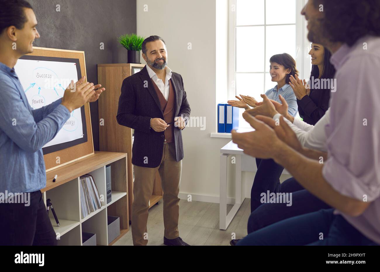 Coach team hi-res stock photography and images - Alamy